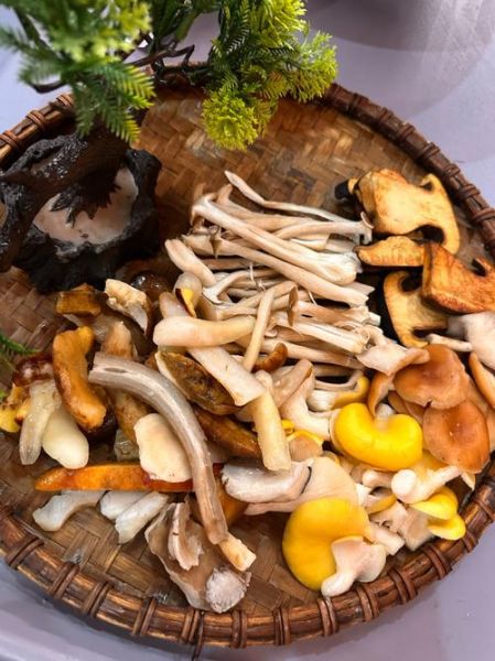 清淡的火锅底料怎么做_家庭版清汤锅做法-第1张图片-山城妙识 清淡的火锅底料怎么做_家庭版清汤锅做法-第1张图片-山城妙识