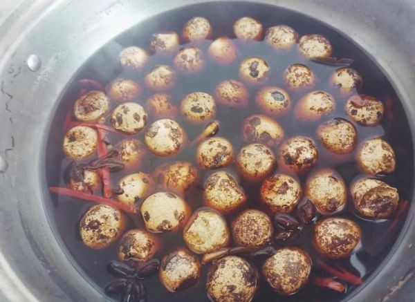 煮鹌鹑蛋的做法五香_鹌鹑蛋怎么入味-第2张图片-山城妙识