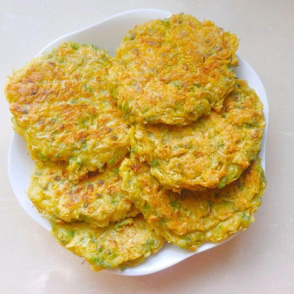 洋槐花饼怎么做好吃_洋槐花饼的家常做法-第2张图片-山城妙识