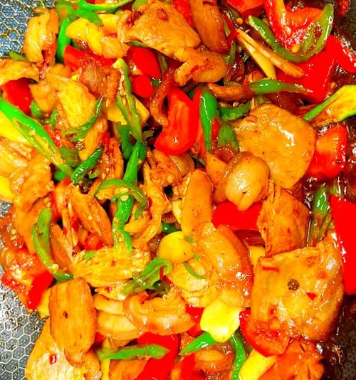 回锅肉正宗家常做法_怎么做才肥而不腻-第3张图片-山城妙识 回锅肉正宗家常做法_怎么做才肥而不腻-第3张图片-山城妙识