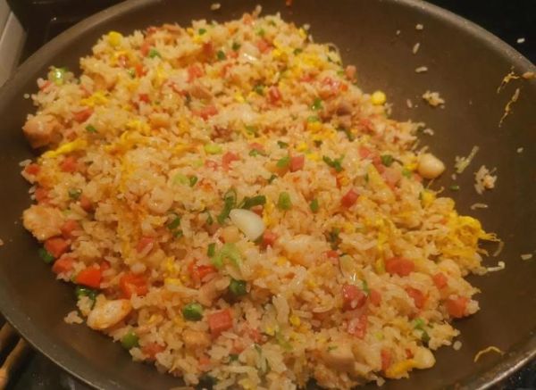 扬州蛋炒饭正宗做法_为什么米粒粒分明-第1张图片-山城妙识