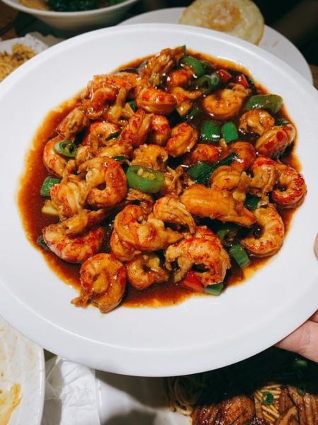 怎样炒小龙虾最好吃_小龙虾怎么炒才入味-第2张图片-山城妙识