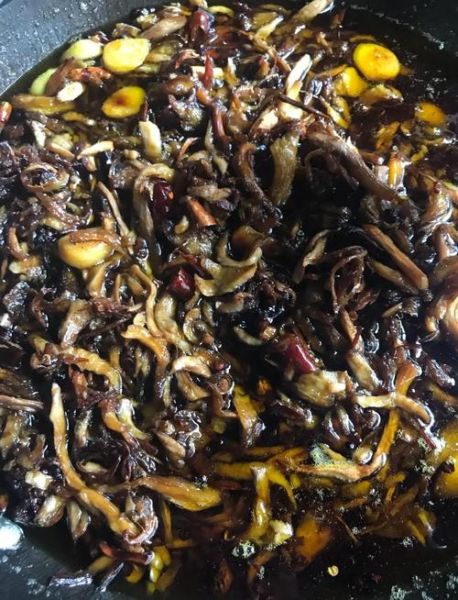 油鸡枞菌怎么保存_油鸡枞菌的做法步骤-第2张图片-山城妙识