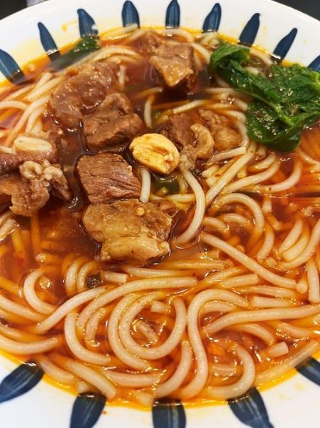 红烧牛肉怎么做好吃_红烧牛肉的正确方法-第1张图片-山城妙识