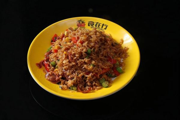 茶油炒饭加盟多少钱_茶油炒饭加盟靠谱吗-第3张图片-山城妙识