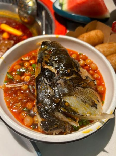 鱼头火锅怎么做最正宗_鱼头火锅用什么鱼最好-第3张图片-山城妙识