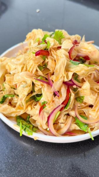 凉拌豆皮怎么做_凉拌豆皮的家常做法-第1张图片-山城妙识