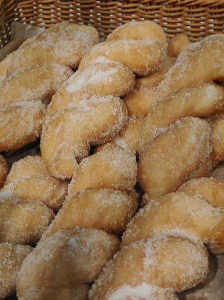 馓子怎么做才酥脆_家常炸馓子技巧-第1张图片-山城妙识 馓子怎么做才酥脆_家常炸馓子技巧-第1张图片-山城妙识