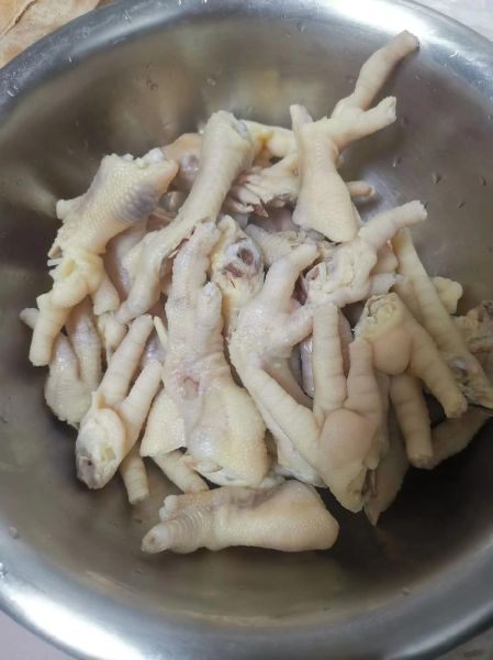 红烧鸡爪子怎么做_红烧鸡爪子怎么入味-第3张图片-山城妙识