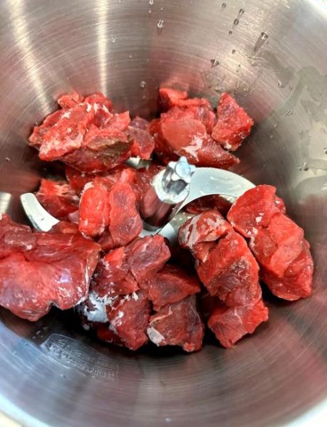 自制牛肉丸怎么做才弹牙_牛肉丸Q弹的秘诀-第3张图片-山城妙识
