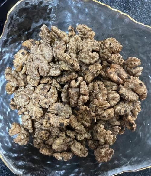 不用烤箱的椒盐核桃仁怎么做_家庭版零失败做法-第1张图片-山城妙识