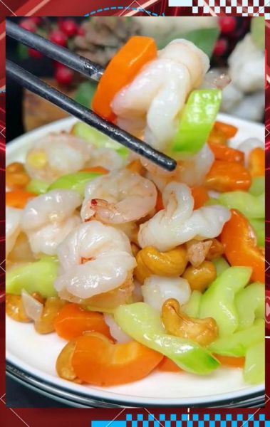 腰果虾仁家常做法_腰果虾仁怎么炒才脆嫩-第2张图片-山城妙识