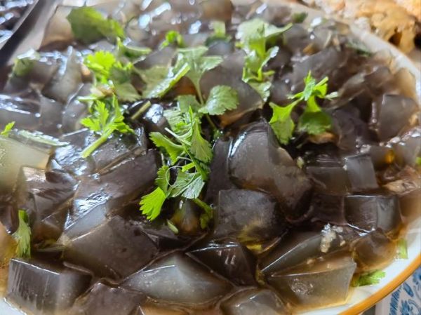 蛤蜊肉里面黑的能吃吗_蛤蜊黑色部位处理方法-第1张图片-山城妙识