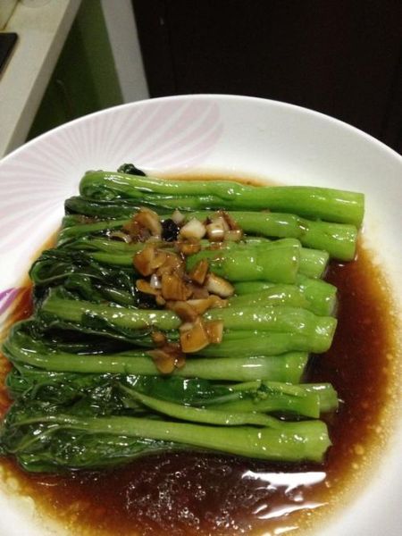 广东蒜蓉菜心怎么做_蒜蓉菜心焯水多久-第2张图片-山城妙识