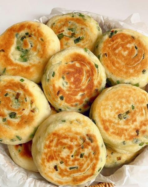 葱油饼怎么和面_家庭版葱油饼的简单做法-第1张图片-山城妙识