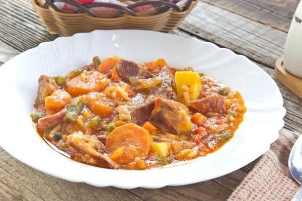 蔬果牛肉咖喱怎么做_家常做法步骤详解-第3张图片-山城妙识 蔬果牛肉咖喱怎么做_家常做法步骤详解-第3张图片-山城妙识