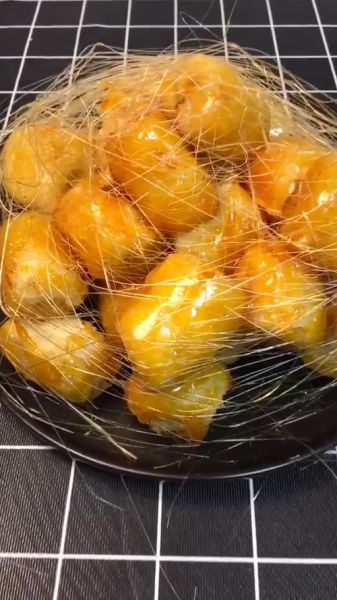 拔丝香蕉不用油炸怎么做_健康低糖版拔丝香蕉做法-第1张图片-山城妙识