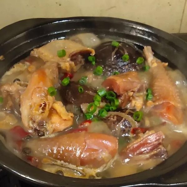 腊鸡怎么腌制才入味_腊鸡风干多久最好吃-第1张图片-山城妙识