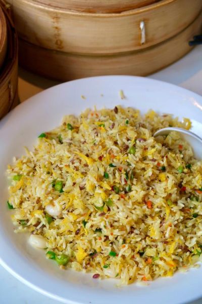 扬州炒饭怎么做才正宗_扬州炒饭的窍门有哪些-第2张图片-山城妙识