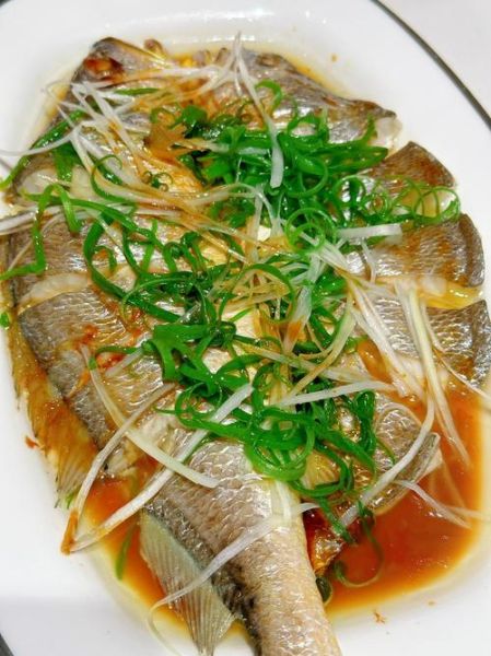 黄花鱼蒸多久_清蒸黄花鱼最佳时间-第1张图片-山城妙识