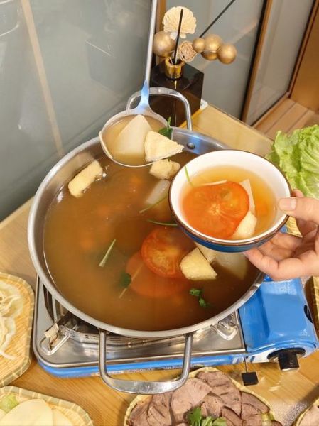 牛肉火锅怎么做_牛肉火锅汤底怎么调-第1张图片-山城妙识