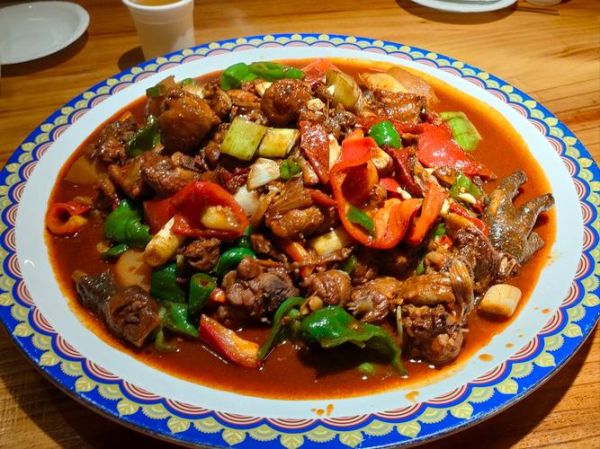 正宗沙湾大盘鸡怎么做_沙湾大盘鸡配方窍门-第1张图片-山城妙识 正宗沙湾大盘鸡怎么做_沙湾大盘鸡配方窍门-第1张图片-山城妙识