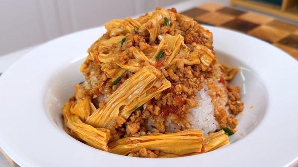 腐竹炒肉盖浇饭怎么做_腐竹炒肉盖浇饭热量高吗-第1张图片-山城妙识 腐竹炒肉盖浇饭怎么做_腐竹炒肉盖浇饭热量高吗-第1张图片-山城妙识