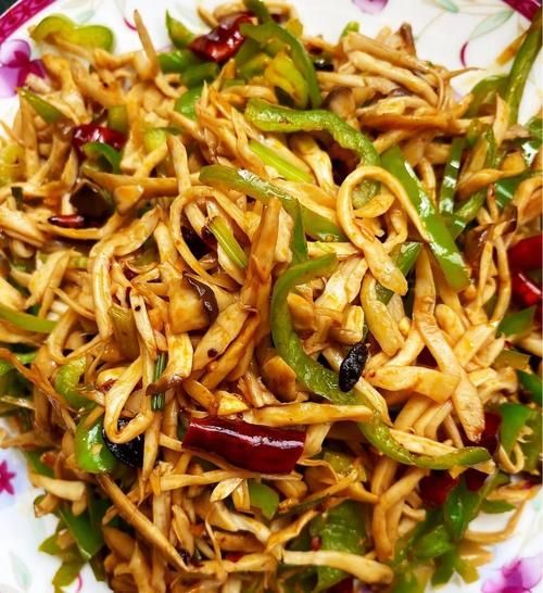 手撕杏鲍菇凉拌怎么做_手撕杏鲍菇凉拌要不要焯水-第1张图片-山城妙识