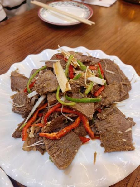 凉拌牛肉怎么做_凉拌牛肉用哪个部位-第1张图片-山城妙识