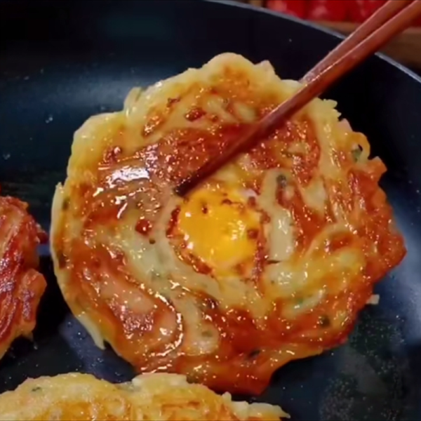 烙土豆饼的家常做法_土豆饼怎么做好吃又简单-第3张图片-山城妙识