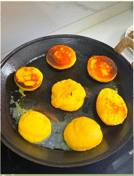 锅贴饼怎么做_锅贴饼的面怎么和-第1张图片-山城妙识