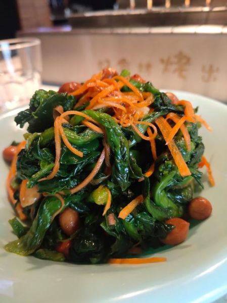 果仁菠菜的家常做法_怎么焯水才翠绿-第2张图片-山城妙识 果仁菠菜的家常做法_怎么焯水才翠绿-第2张图片-山城妙识