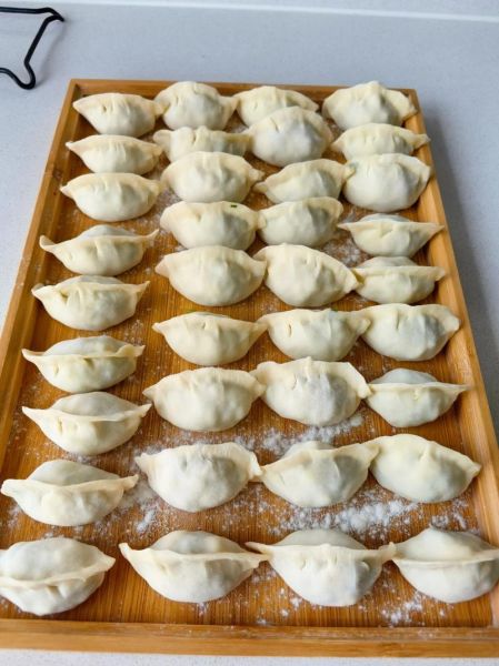 韭菜香菇虾仁饺子有毒吗_吃了会中毒吗-第1张图片-山城妙识