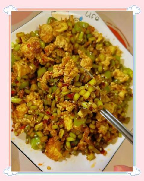 鸡蛋炒蒜苗怎么做_鸡蛋炒蒜苗热量高吗-第3张图片-山城妙识