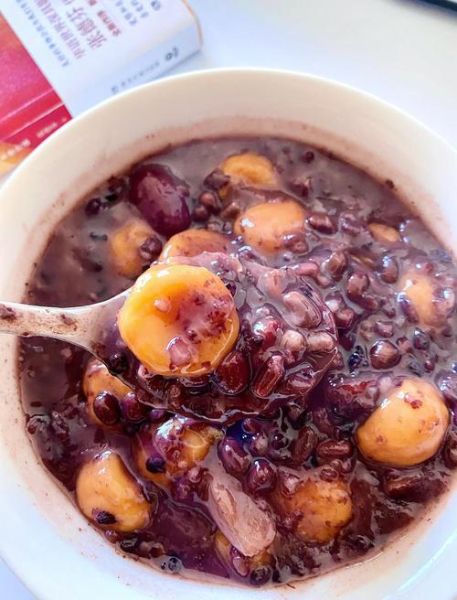 红豆汤怎么煮容易烂_红豆汤快速出沙的秘诀-第1张图片-山城妙识