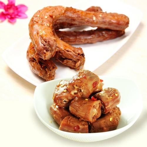 麻辣鸭脖子怎么做好吃_麻辣鸭脖子图片高清-第1张图片-山城妙识