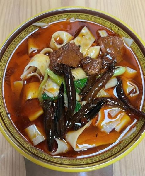 安徽板面是哪里的特色_正宗做法揭秘-第3张图片-山城妙识