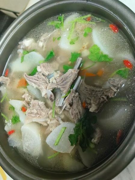 羊排汤可以放什么食材_羊排汤怎么搭配好喝-第1张图片-山城妙识 羊排汤可以放什么食材_羊排汤怎么搭配好喝-第1张图片-山城妙识