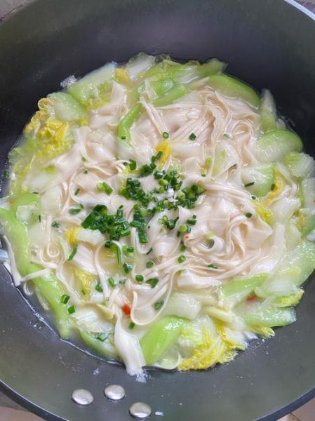 油菜煮面条怎么做_油菜煮面条的家常做法-第1张图片-山城妙识