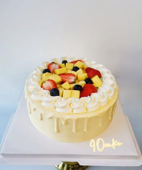 蛋糕水果怎么摆好看_水果蛋糕摆盘技巧-第2张图片-山城妙识