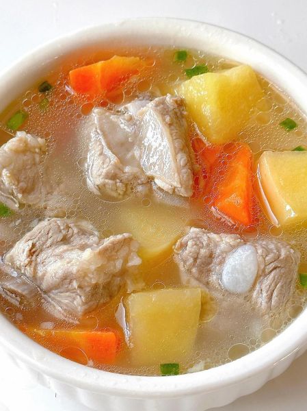 排骨山药的功效与禁忌_什么人不能吃-第1张图片-山城妙识 排骨山药的功效与禁忌_什么人不能吃-第1张图片-山城妙识