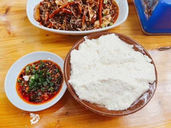 豆花饭怎么做_豆花饭热量高吗-第2张图片-山城妙识