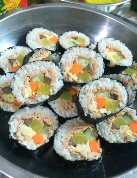 紫菜包饭怎么做_紫菜包饭的做法窍门-第2张图片-山城妙识