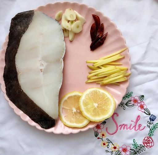 清蒸鳕鱼片怎么做_清蒸鳕鱼片蒸几分钟-第3张图片-山城妙识