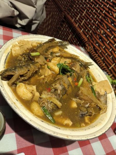 家常鱼炖豆腐怎么做_鱼炖豆腐用什么鱼最好-第1张图片-山城妙识