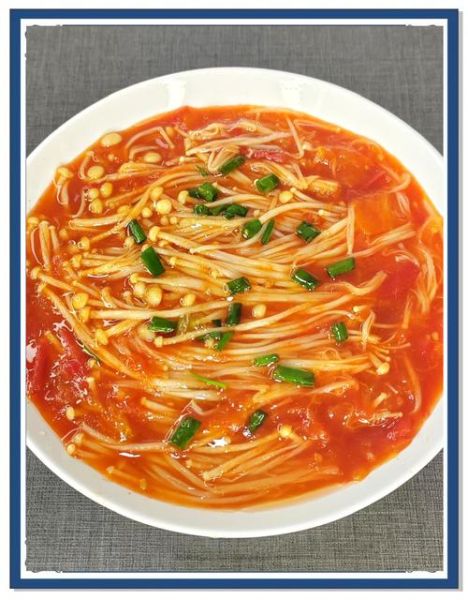 番茄炒金针菇怎么做_番茄炒金针菇用不用焯水-第1张图片-山城妙识