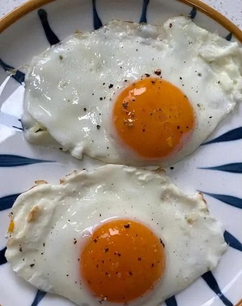 煎荷包蛋不粘锅技巧_为什么总是破皮-第2张图片-山城妙识 煎荷包蛋不粘锅技巧_为什么总是破皮-第2张图片-山城妙识