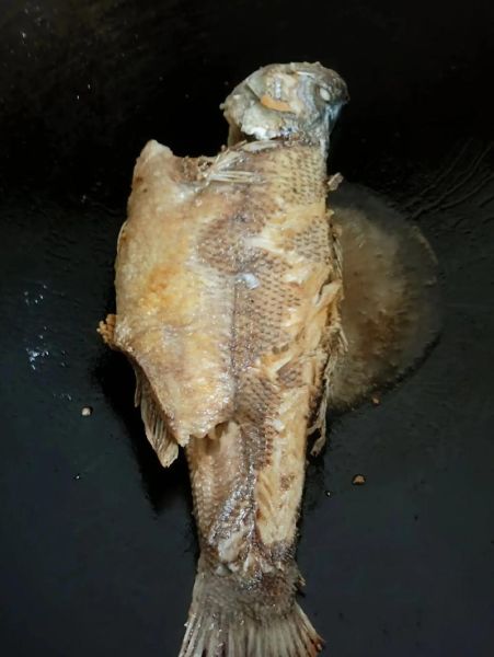 煎鱼怎么不粘锅不破皮_家常煎鱼做法大全-第3张图片-山城妙识 煎鱼怎么不粘锅不破皮_家常煎鱼做法大全-第3张图片-山城妙识