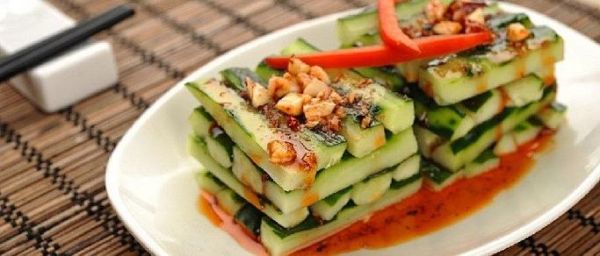 蒜蓉凉拌黄瓜怎么做_蒜蓉凉拌黄瓜需要焯水吗-第3张图片-山城妙识 蒜蓉凉拌黄瓜怎么做_蒜蓉凉拌黄瓜需要焯水吗-第3张图片-山城妙识