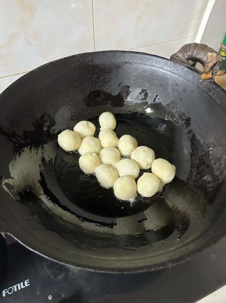 自制炸元宵怎么做_炸元宵不爆馅的秘诀-第2张图片-山城妙识